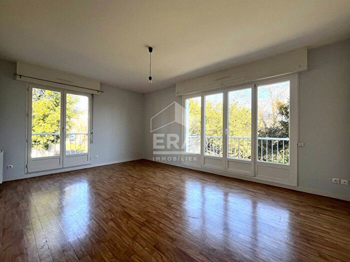 Appartement à louer - Est, Blois - 3 pièces - 2 chambres