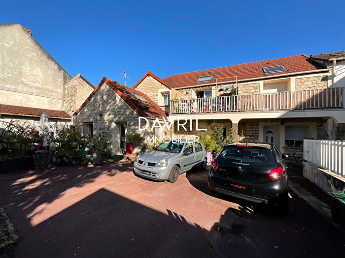 Appartement à vendre - Maurecourt - 5 pièces - 3 chambres