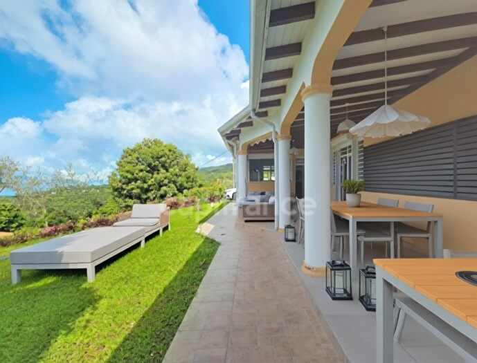 Maison à vendre - Vieux-Habitants - 5 pièces - 4 chambres