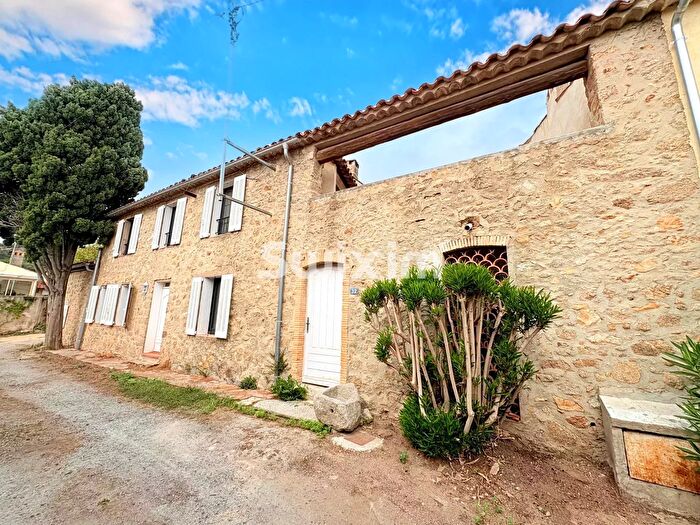 Maison à vendre - Le Plan-de-la-Tour - 6 pièces - 4 chambres