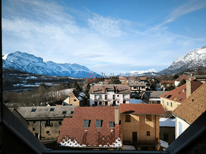 Appartement à louer - Saint-Bonnet-en-Champsaur - 2 pièces - 1 chambre