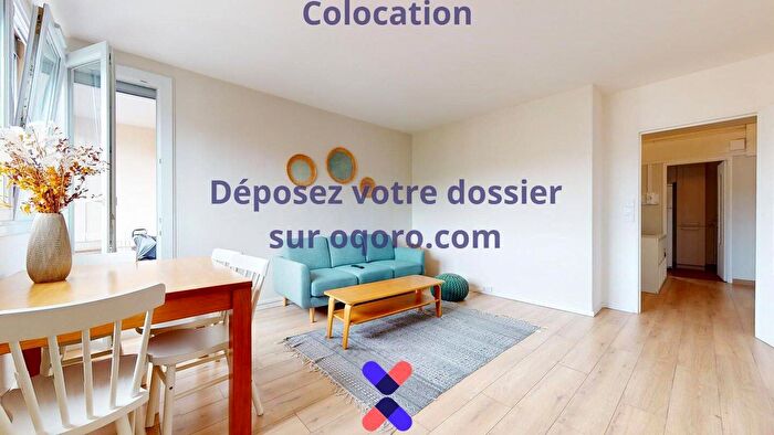 Appartement à louer - Centre Est-Village, Trappes - 5 pièces - 4 chambres