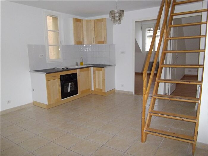 Appartement 3 pièces à louer - Étampes, Centre-Ville