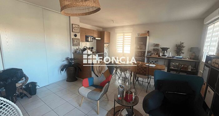 Appartement 3 pièces à Carpentras, Ouest, à vendre