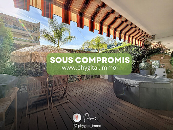 Appartement à vendre - Mandelieu-la-Napoule, Capitou - 3 pièces - 2 chambres