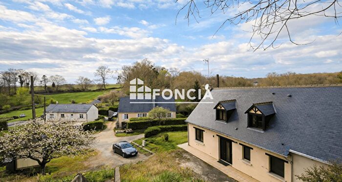 Maison à vendre - Nazelles-Négron - 5 pièces - 4 chambres