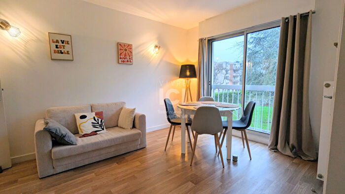 Appartement à louer - Nantes, Eraudière, La Marrière, Rond-point de Paris - 1 pièce