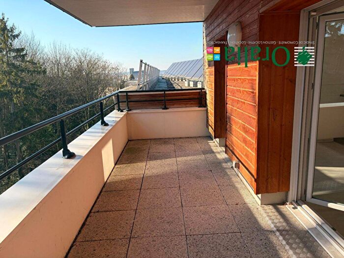 Appartement à louer - Barbâtre-Saint Remy-Verrerie, Reims - 3 pièces