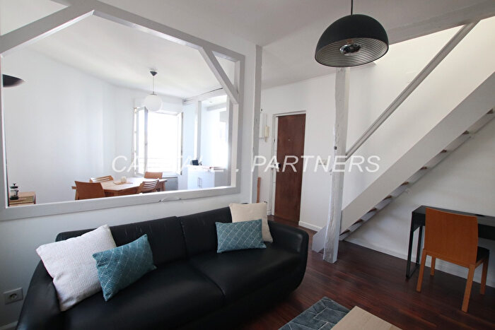 Appartement à vendre - Paris e , Secrétan, Jaurès - 2 pièces - 1 chambre