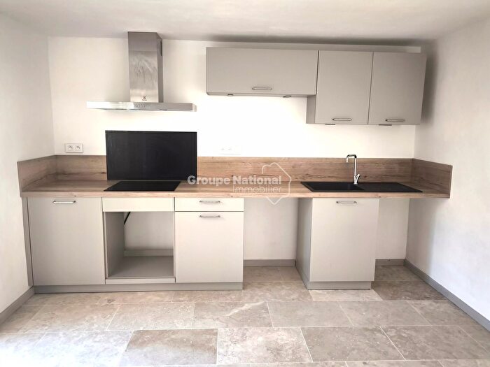 Entraigues-sur-la-Sorgue : Maison 3 pièces à vendre