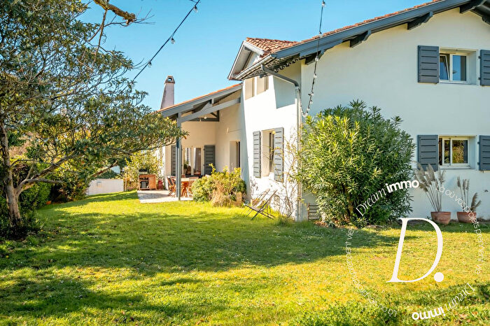 Maison à vendre - Anglet, Centre-ville, Saint-Jean - 7 pièces - 5 chambres
