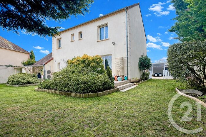 Cergy, Grand Centre : Maison 6 pièces à vendre