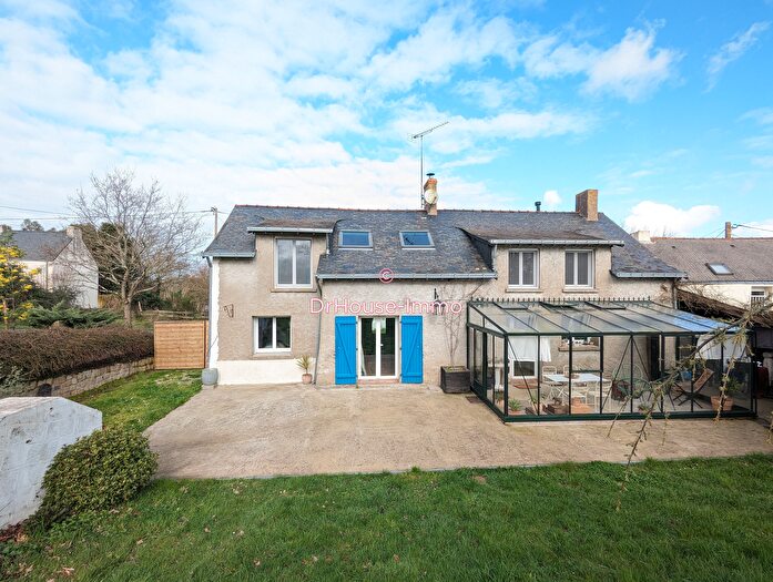 Maisons à vendre et appartements à louer - 1