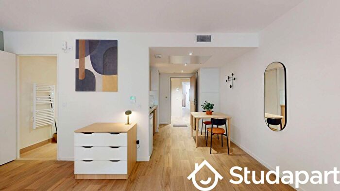 Asnières-sur-Seine : Appartement 1 pièce à louer