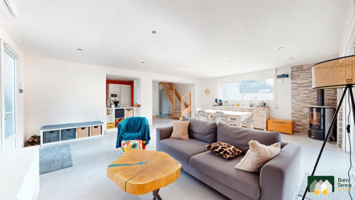 Maison à vendre - Jouy - 7 pièces - 5 chambres