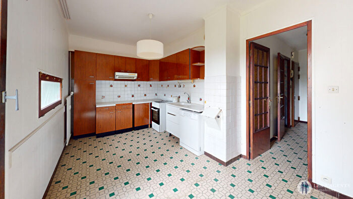 Appartement à vendre - Échirolles, Villeneuve - 5 pièces - 3 chambres