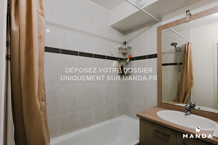 Appartement à louer - Gennevilliers, Chandon, Brenu - 3 pièces - 2 chambres