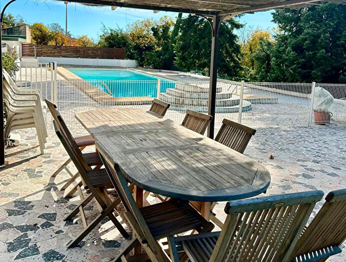 Appartement à vendre - Berre-les-Alpes - 4 pièces - 3 chambres