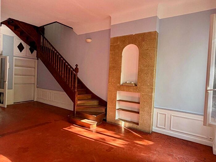 Appartement 6 pièces à Thiers, Marseille 1er arrondissement, à louer