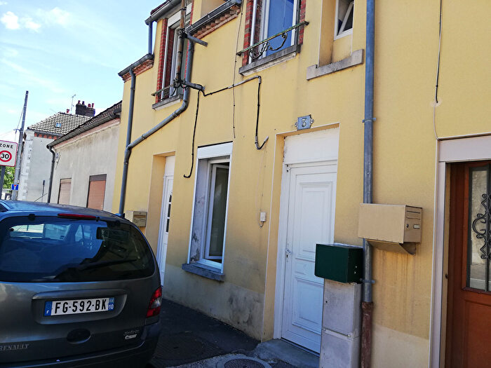 Maison 3 pièces à louer - Romilly-sur-Seine, Centre-ville, Gare, Lion, Les Hauts Buissons