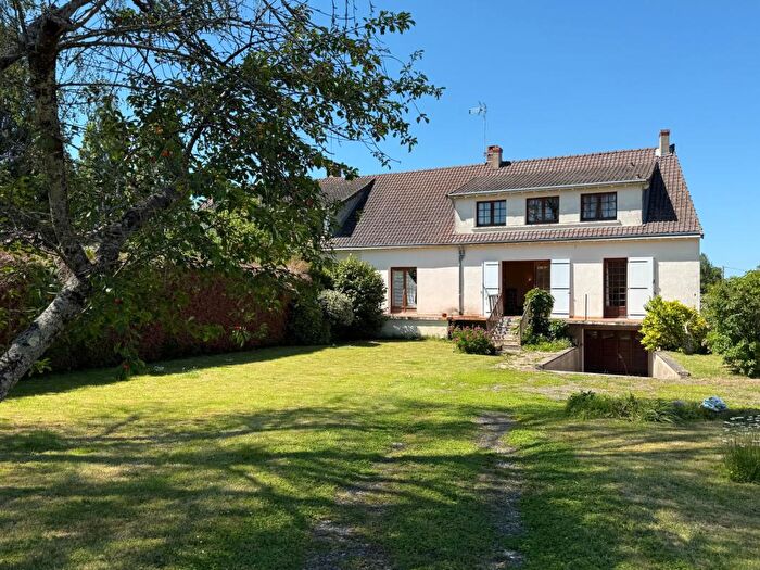 Maison 4 pièces à vendre à Saint-Denis-de-Jouhet