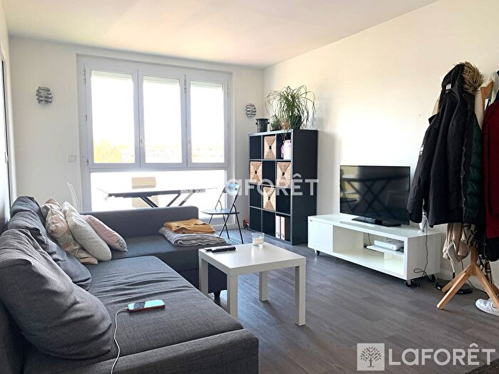 Appartement à louer - Beau Site-Pommerets-Binelles, Sèvres - 3 pièces - 2 chambres