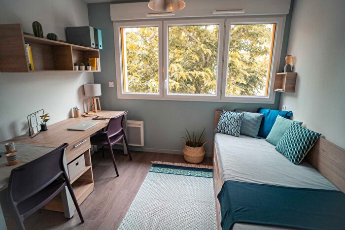 Appartement à vendre - Quartiers Nord-Est, Jeanne dArc - 1 pièce