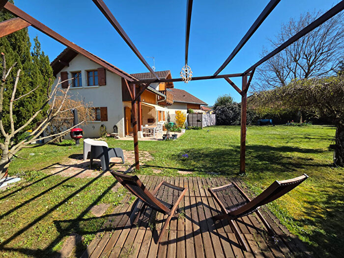 Maison à vendre - Viry - 7 pièces - 5 chambres