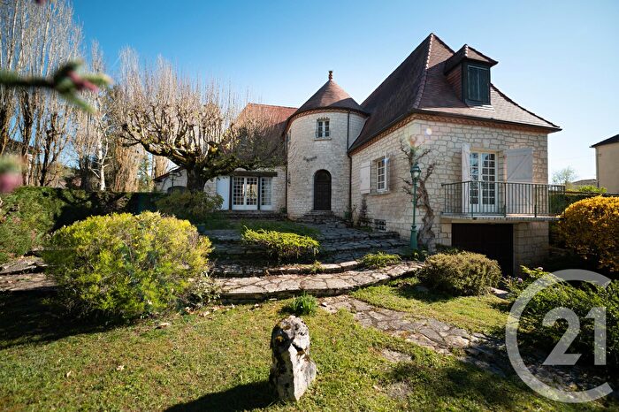 Maison à vendre - Souillac - 6 pièces - 4 chambres