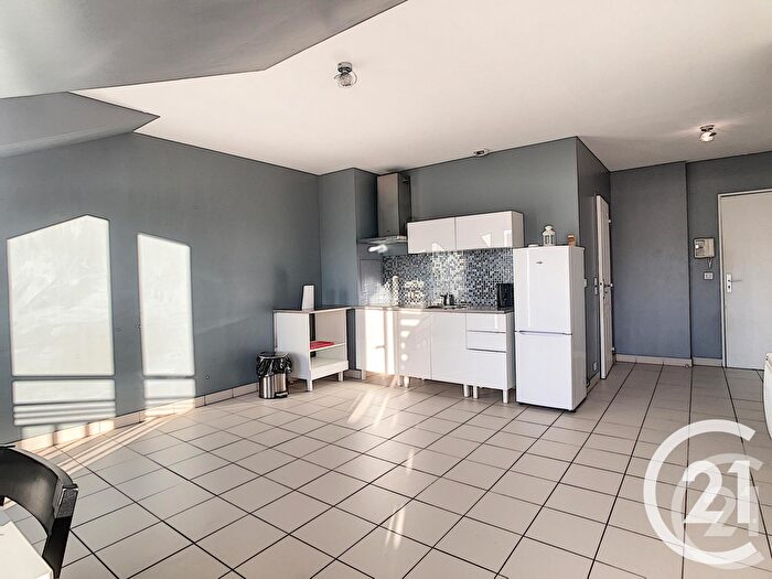 Thiais, Clury, Victor Hugo : Appartement 1 pièce à vendre