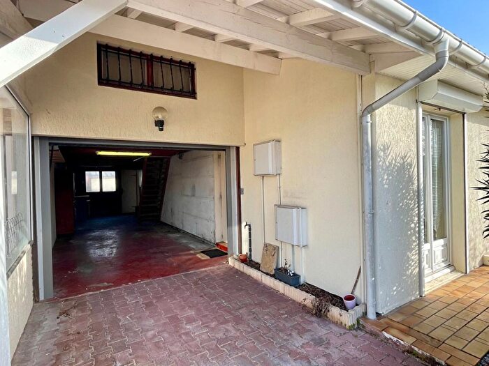Maison à vendre - Cestas, Gazinet, Bouzet - 6 pièces - 4 chambres