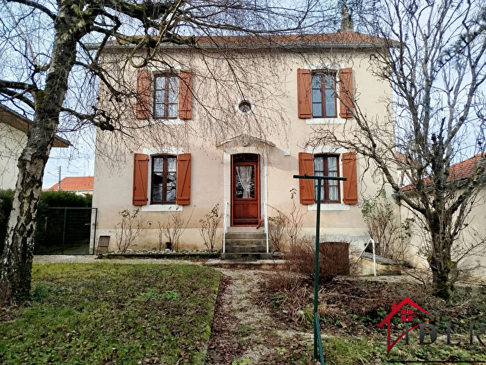 Maison à vendre - Chalindrey - 6 pièces - 4 chambres