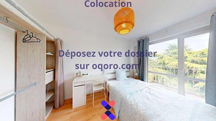 Mousseau-Bonhomme en Pierre, Évry-Courcouronnes : Appartement 5 pièces à louer
