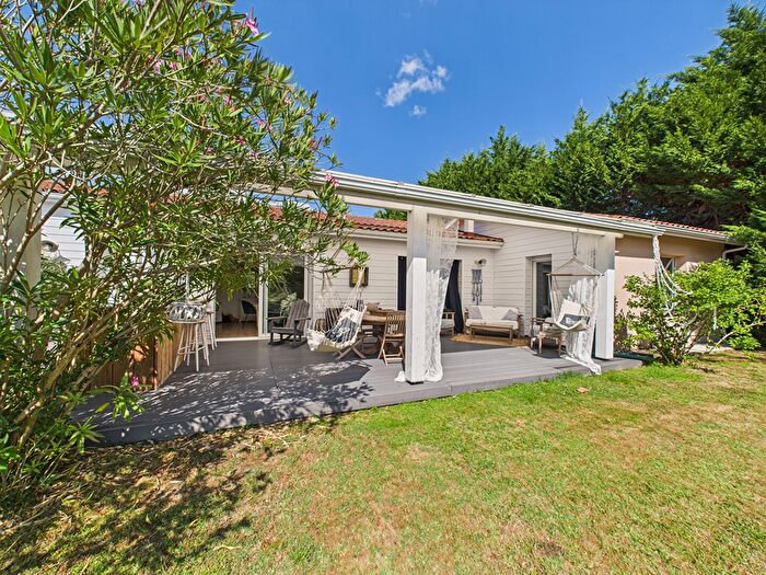 Maison 6 pièces à vendre à Carignan-de-Bordeaux