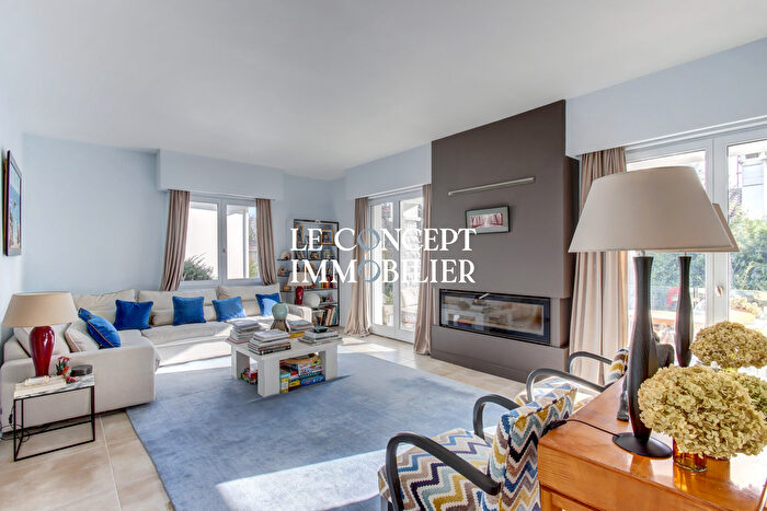 Maison à vendre - Biarritz, Saint-Martin, Lahouze, Verdun - 6 pièces - 5 chambres