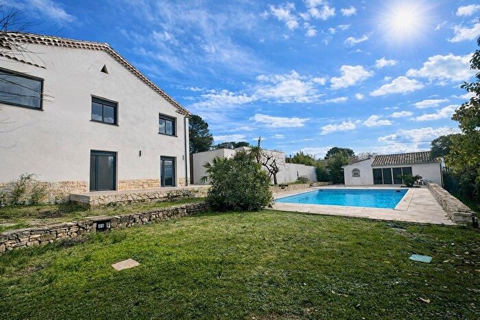 Maison à vendre - Saint-Privat-des-Vieux - 7 pièces - 5 chambres