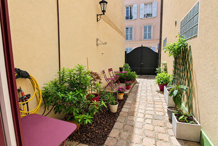 Maison 6 pièces à vendre à Puteaux, Vieux Puteaux