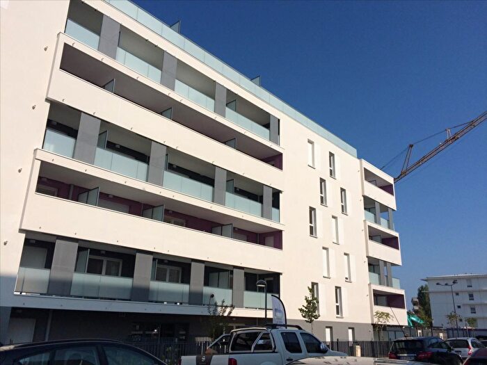 Appartement à louer - Lormont - 3 pièces - 2 chambres