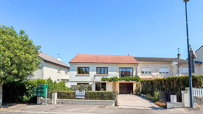 Maison 5 pièces à Flévy, à vendre