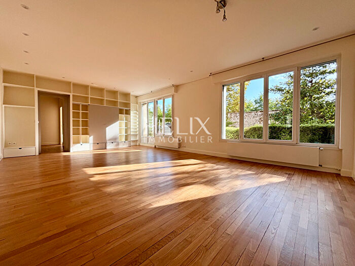 Appartement 7 pièces à louer à Saint-Germain-en-Laye, Centre-ville, Quartiers forestiers