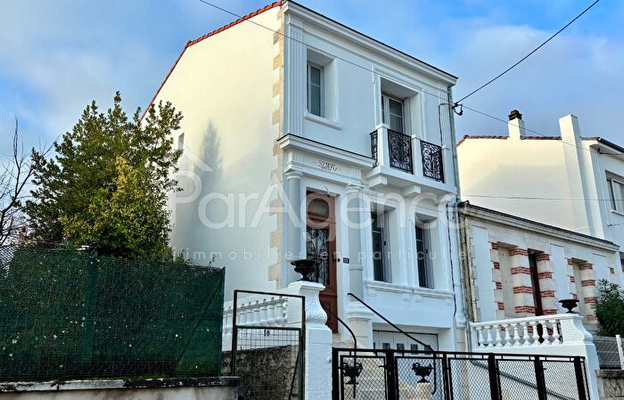 Maison à vendre - Royan, Centre-ville - 4 pièces - 3 chambres