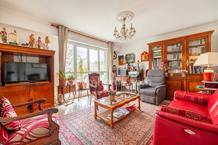 Appartement à vendre - LHaÿ-les-Roses, Lallier, Bicêtre - 4 pièces - 3 chambres