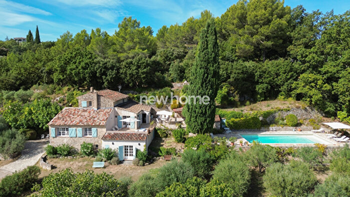 Maison à vendre - Flayosc - 6 pièces - 4 chambres