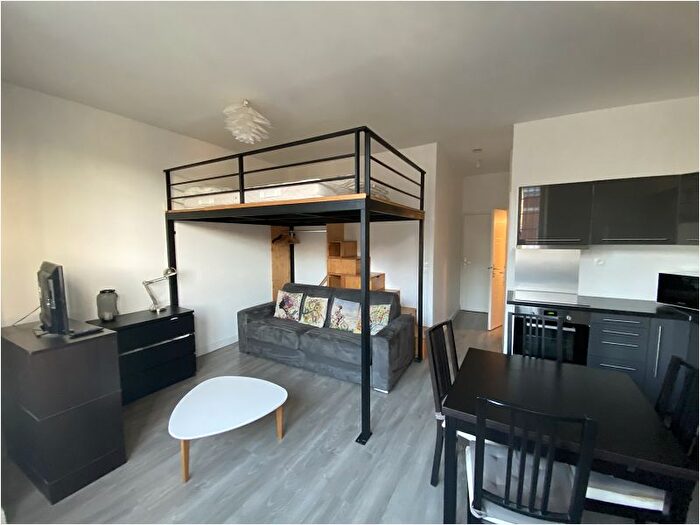 Appartement à louer - Lille, Centre-ville, Euralille - 1 pièce