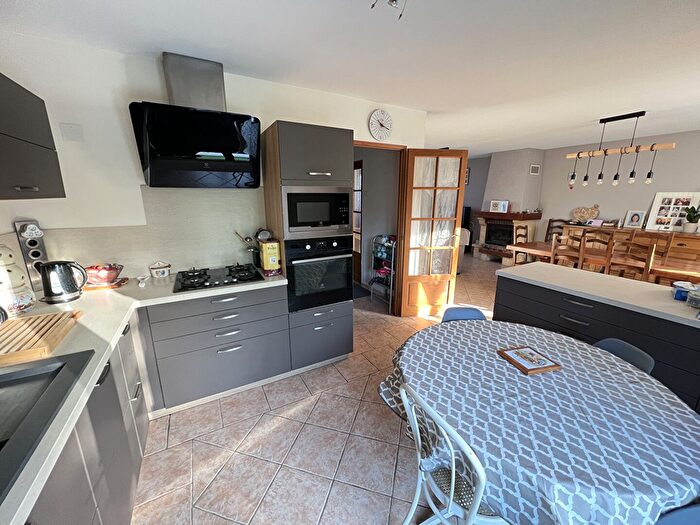 Maison à vendre - Boutigny - 7 pièces - 6 chambres