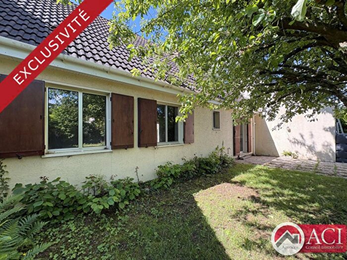 Maison 5 pièces à vendre à Sainte-Geneviève