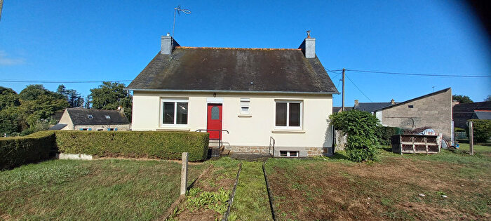 Maison à vendre - Ploumagoar - 5 pièces - 3 chambres