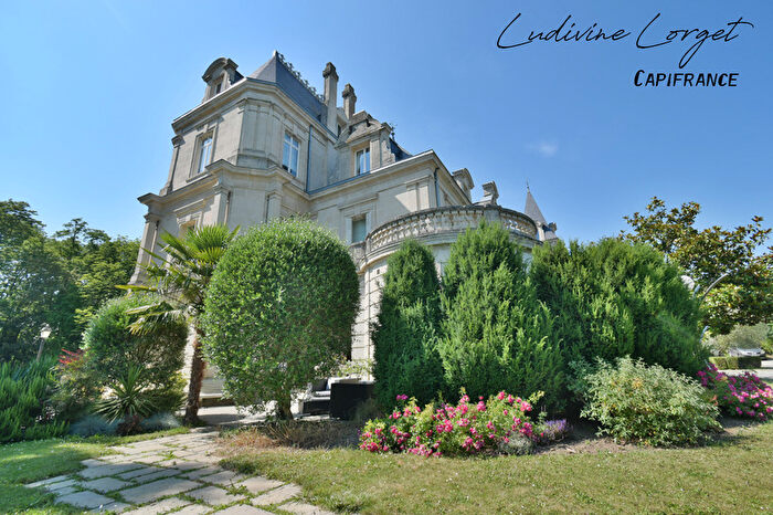 Maison 15 pièces à Soissons, à vendre