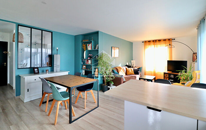 Appartement à vendre - Lognes, Mandinet Sud - 3 pièces - 2 chambres