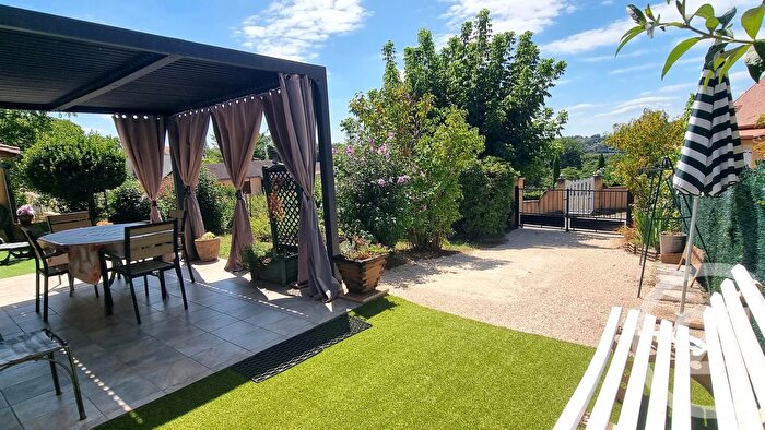 Sarlat-la-Canéda : Maison 3 pièces à vendre